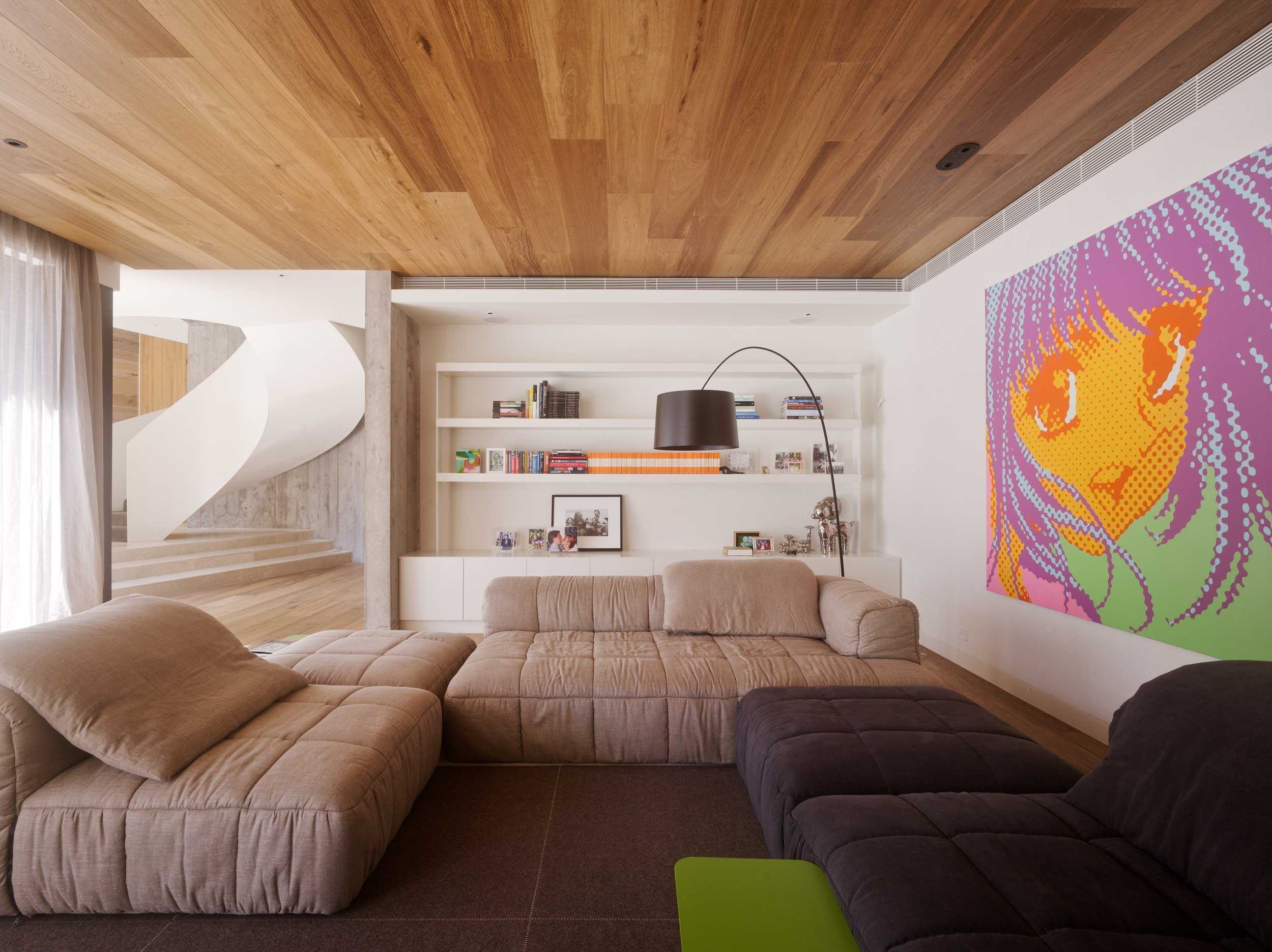 Susi Leeton | Yarra House